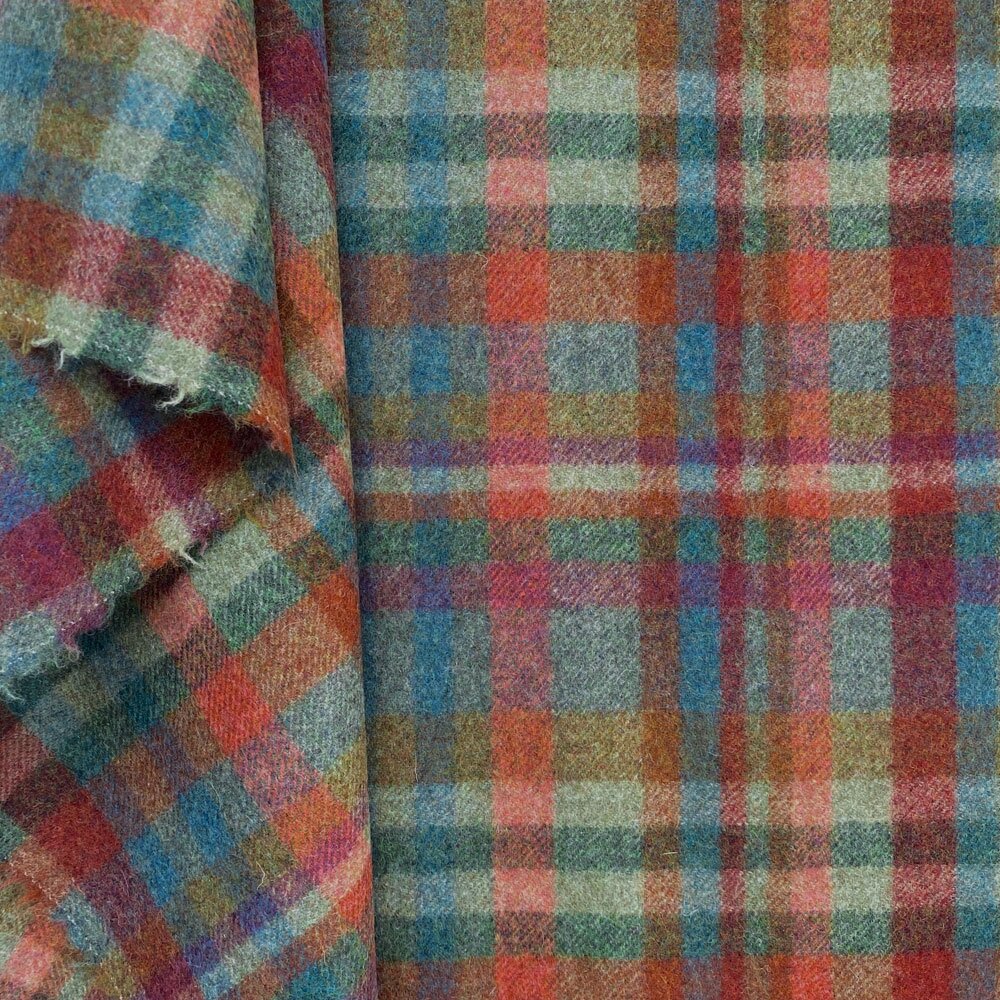 Bayley Plaid | Ian Sanderson | Fabrics, Lampshades, Accessories
